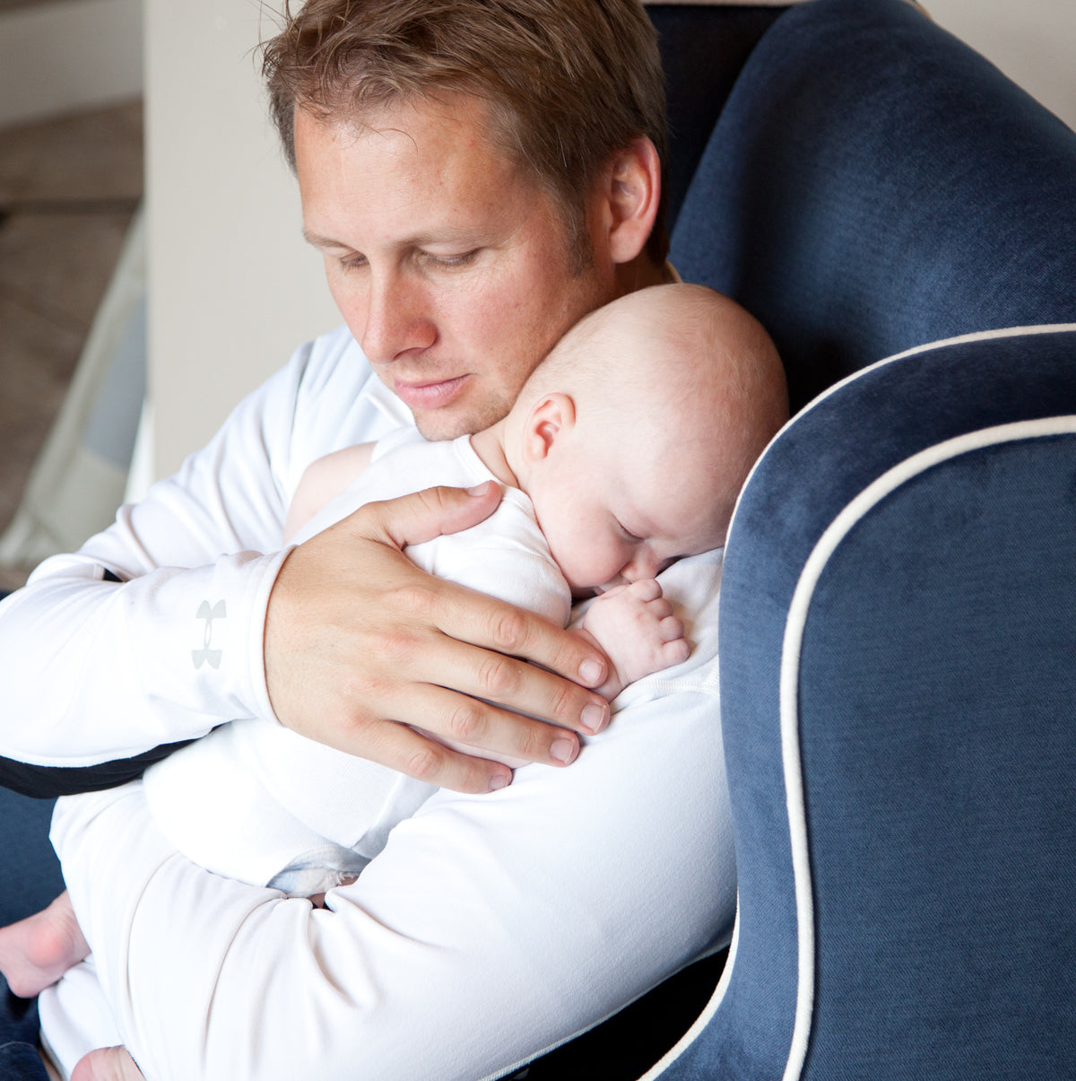 What to Pack in Hospital Bag for Dad | Oilo™ Blog