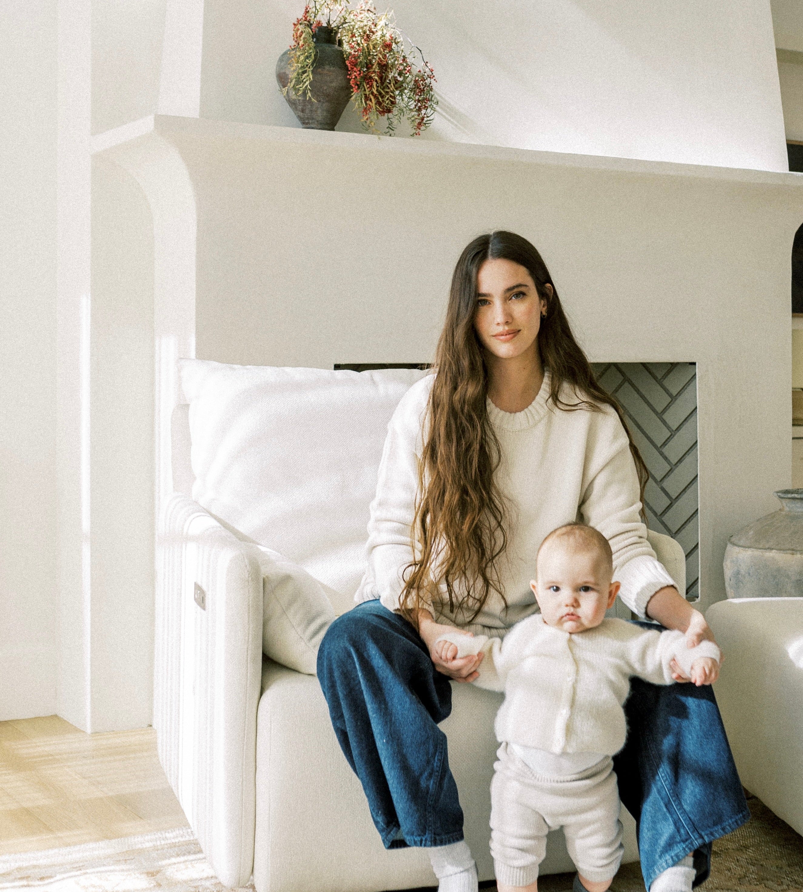 Nursery Swivel Gliders & Recliners | Oilo™ Studio