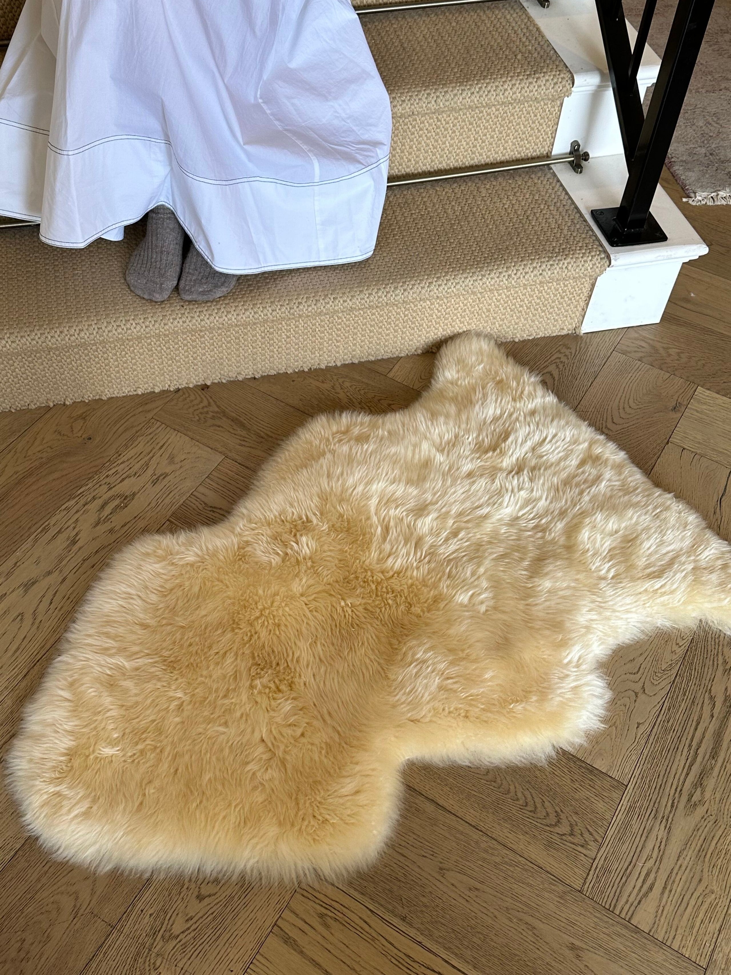 Highland Hide Cream | Hide Fur Rug | Oilo™ Studio