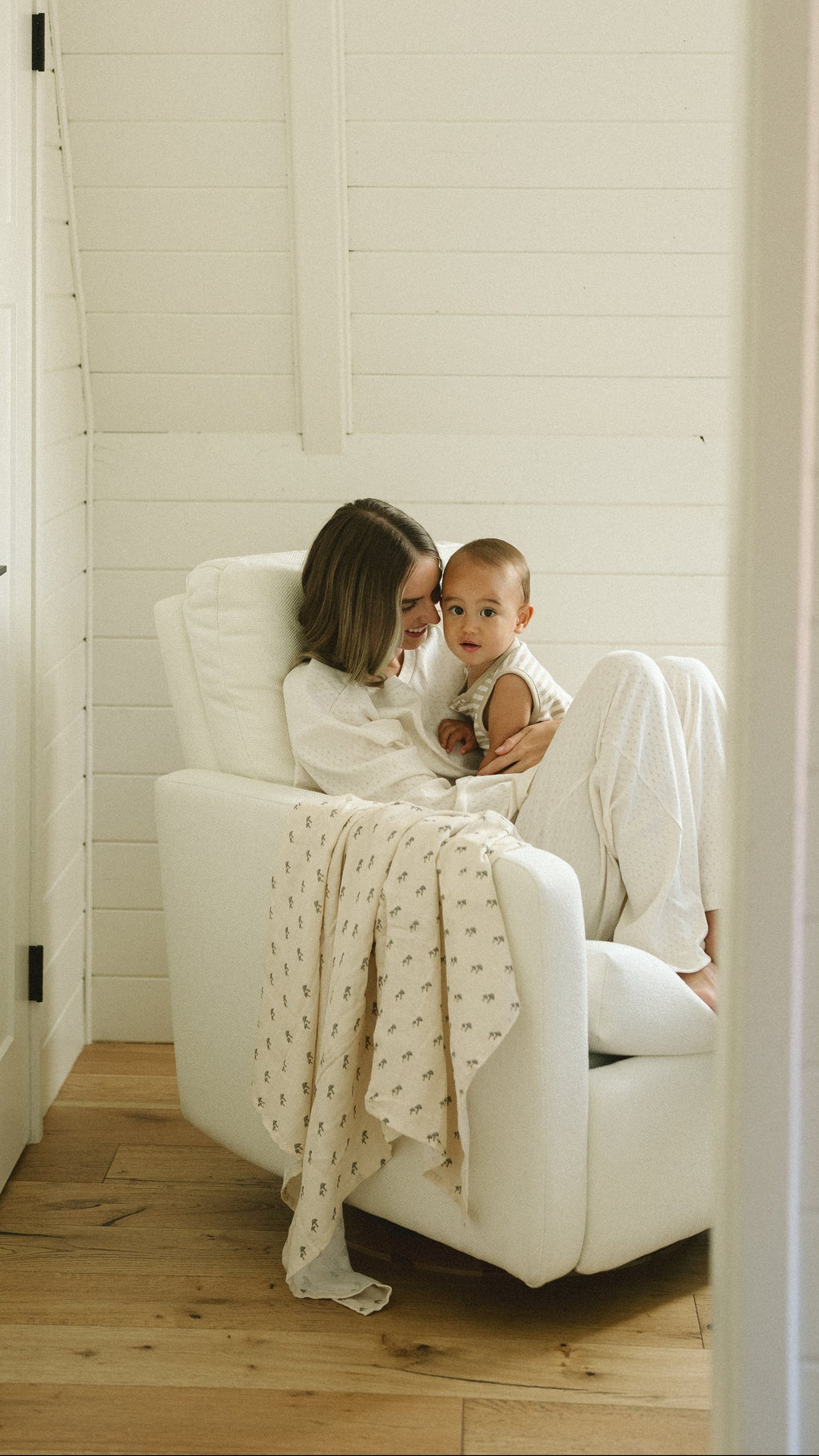Drew | Gliding Swivel Nursery Recliner | Oilo™ Studio