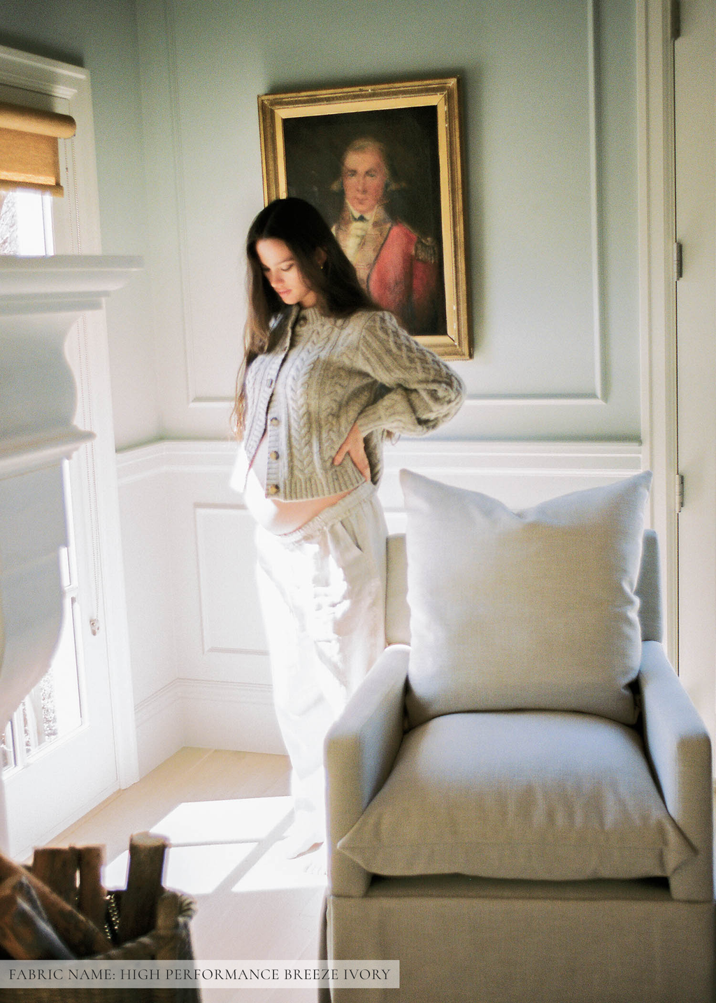 Zoey | Swivel Nursery Glider | Oilo™ Studio