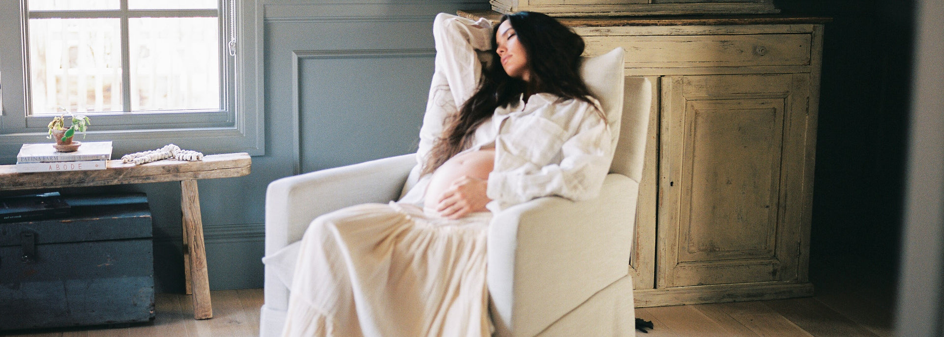 Oilo™ Studio | Luxury Quality Gliders, Recliners & Nursery Bedding